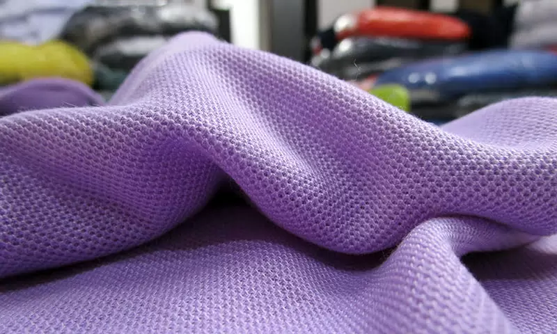 Bahan Lacoste: Pengertian, Jenis, Kelebihan dan Kekurangan Bahan Lacoste: Pengertian, Jenis, Kelebihan dan Kekurangan